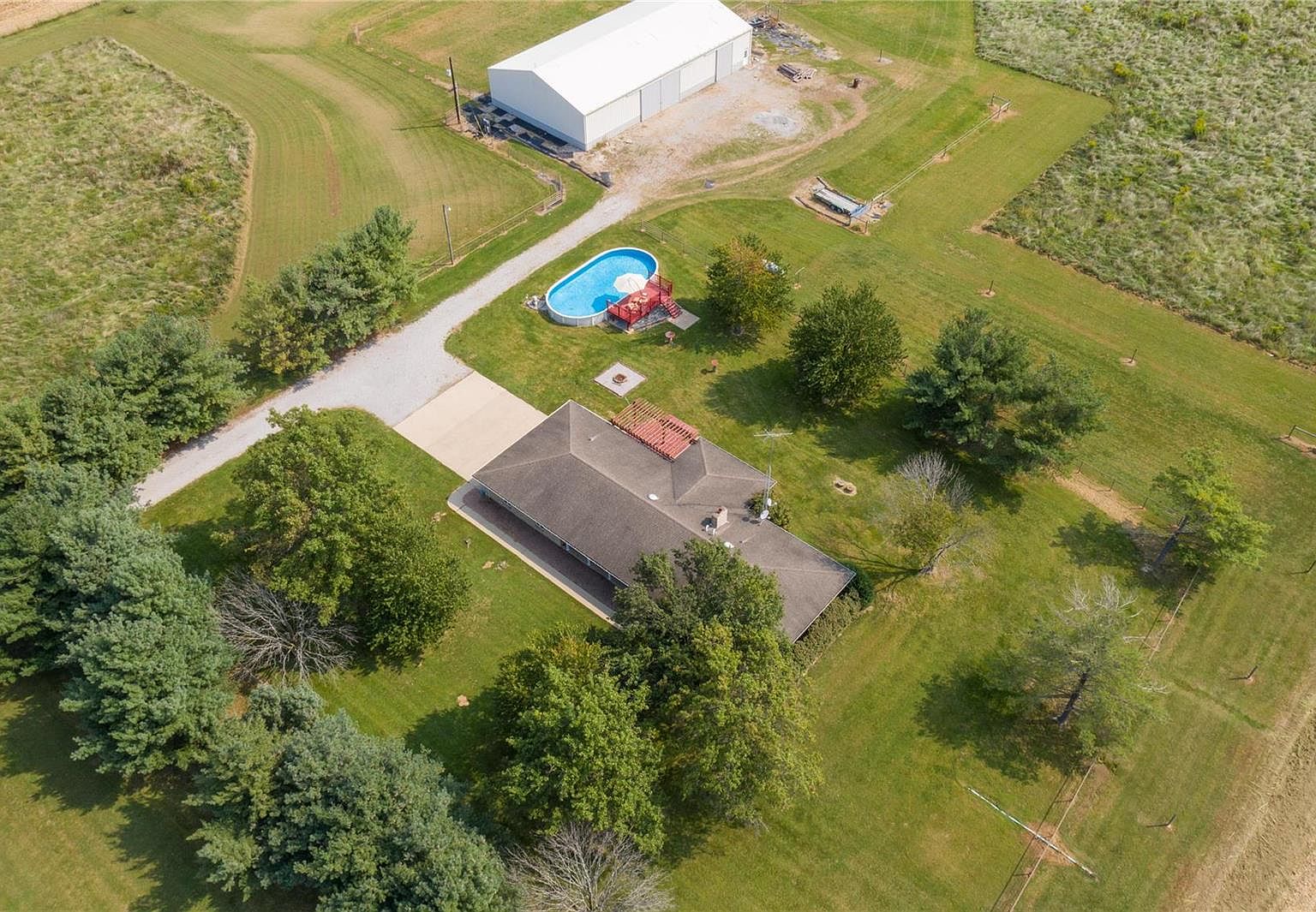 12250 Tower Rd, Richview, IL 62877 | Zillow