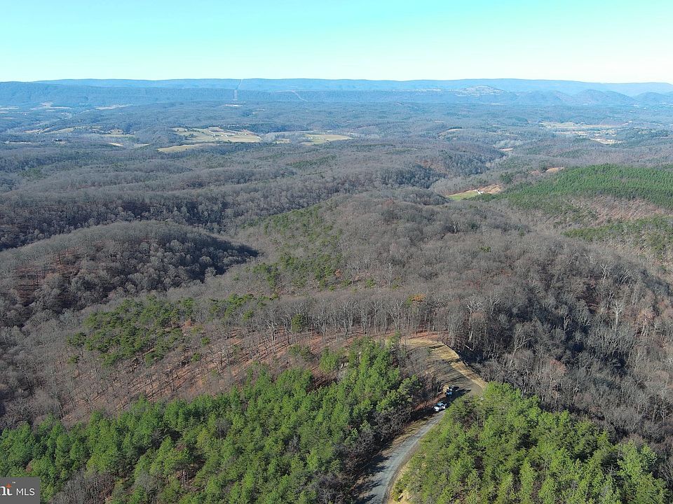 104 Bluffs On The Potomac, Fort Ashby, WV 26719 | Zillow