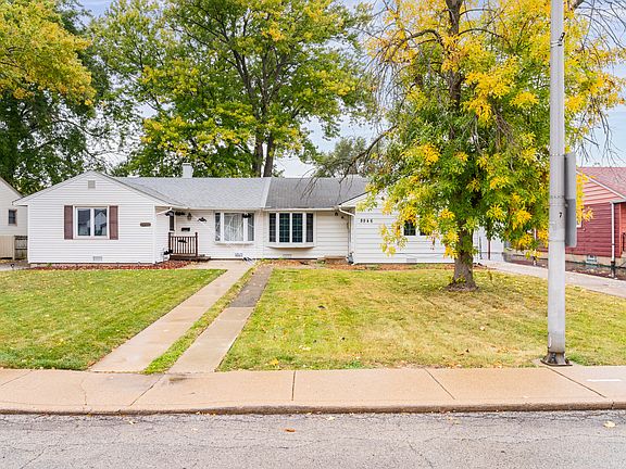 8946 S Main St, Hometown, IL 60456 | MLS #11652541 | Zillow
