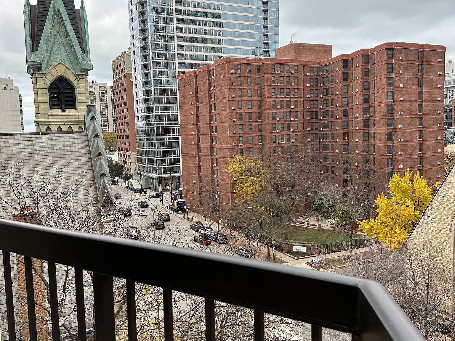 1136 N Lasalle St 4p Chicago Il 60610 Zillow