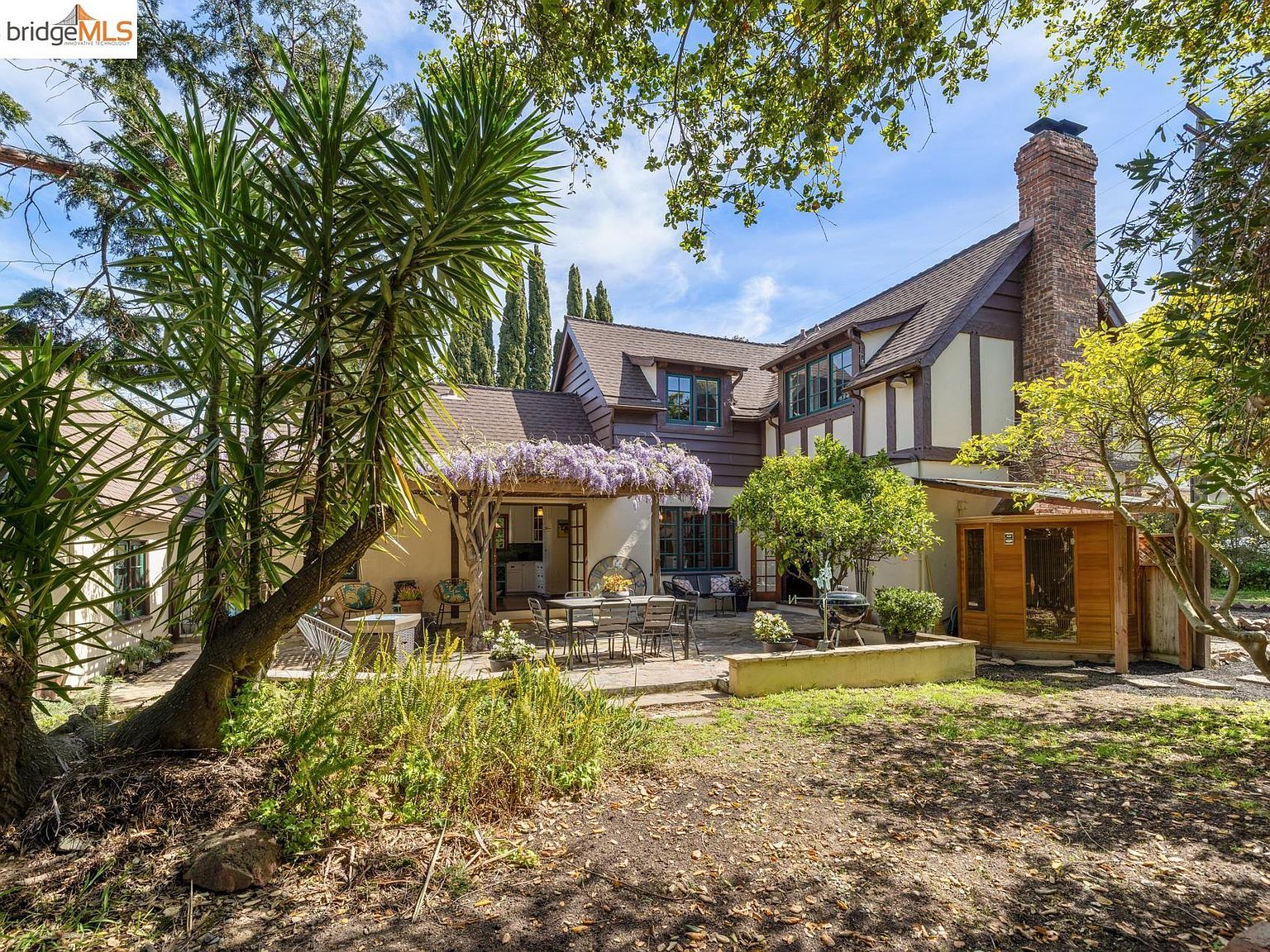 3987 Turnley Ave, Oakland, CA 94605 | Zillow