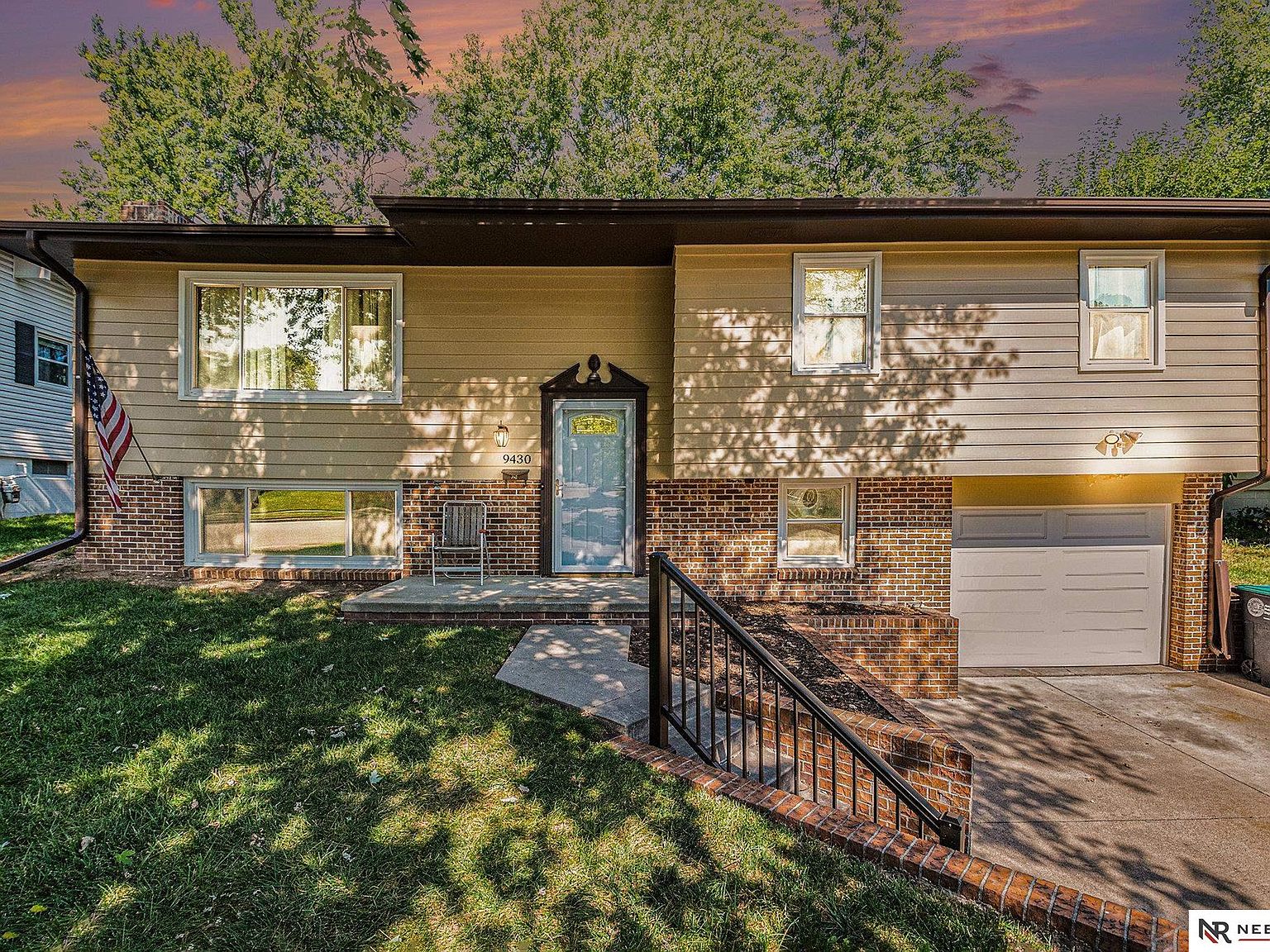 9430 Mockingbird Dr, Omaha, NE 68127 | Zillow