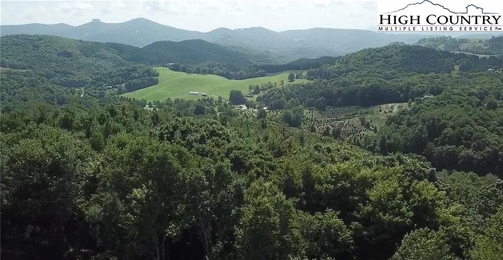 7 Monteagle, Banner Elk, NC 28604 | Zillow
