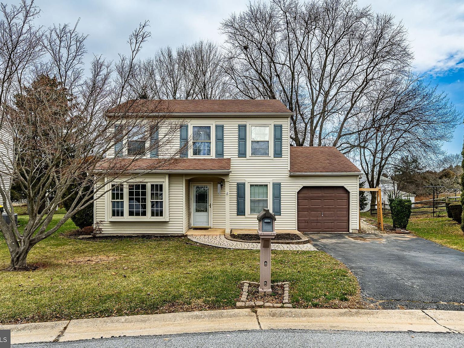 1305 Decatur Ct, Downingtown, PA 19335 | MLS #PACT2058502 | Zillow