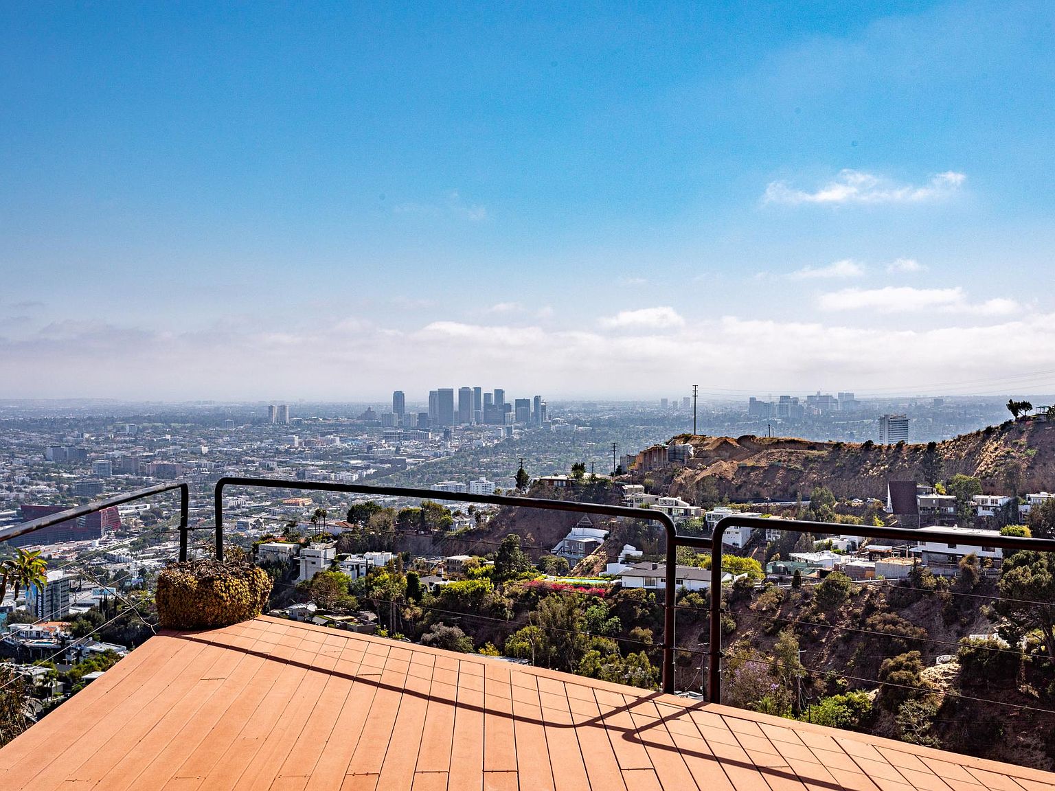 8424 Grand View Dr, Los Angeles, CA 90046 | Zillow
