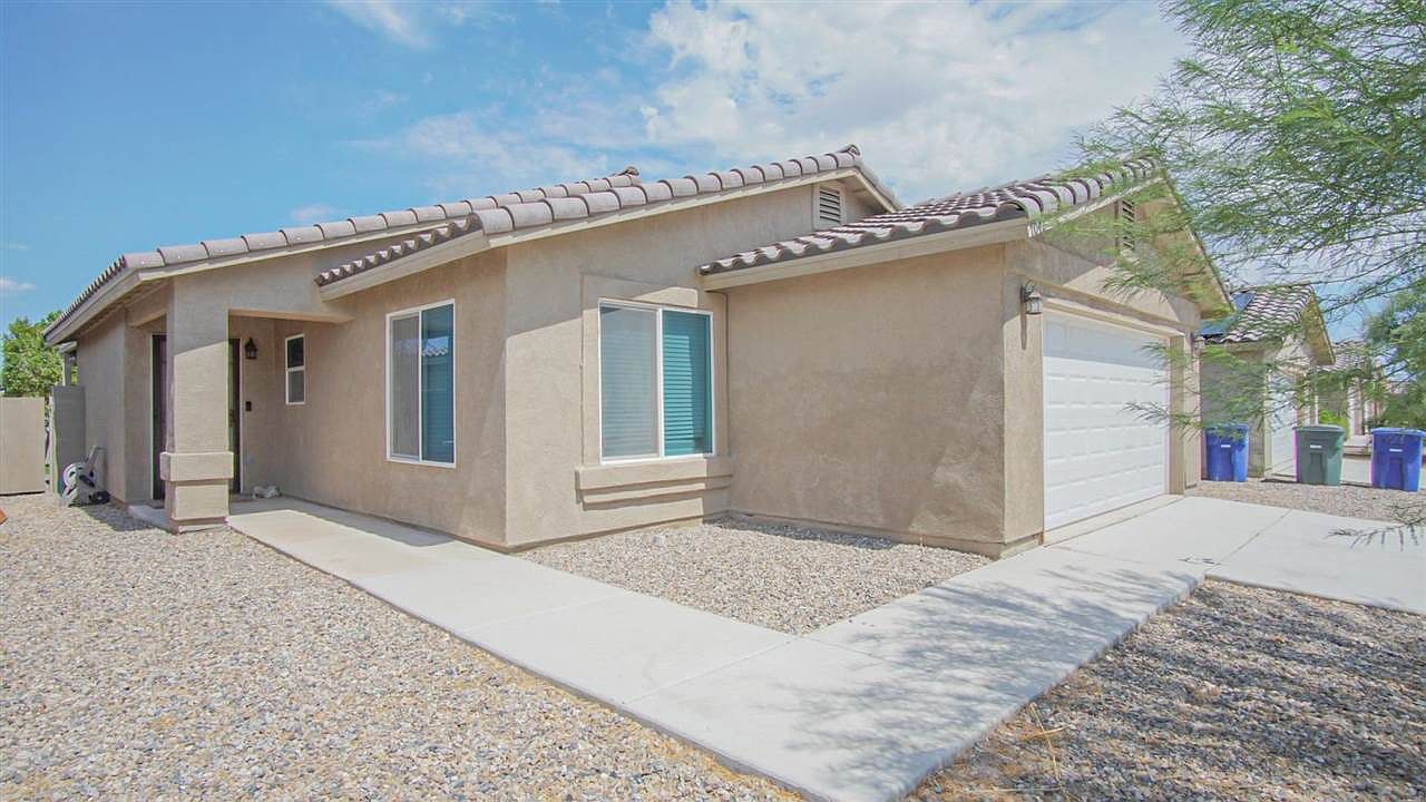 7042 E 37th Pl, Yuma, AZ 85365 | Zillow