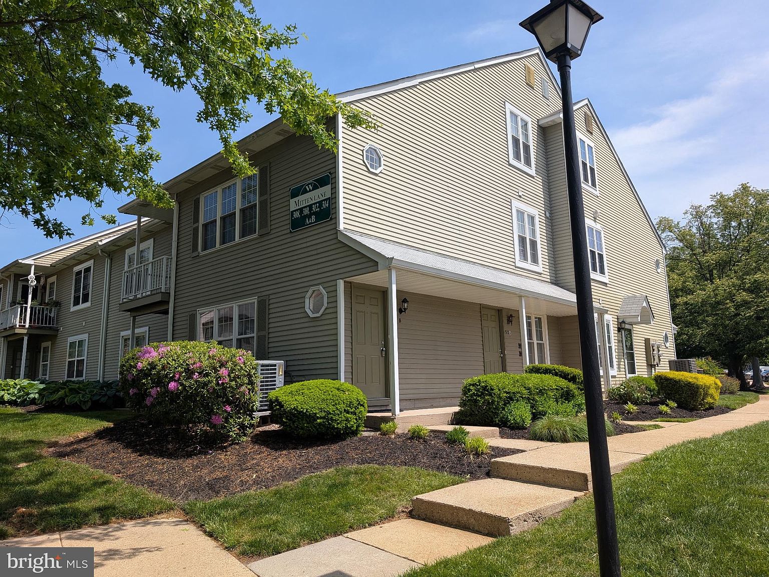 312 Mitten Ln #B, Mount Laurel, NJ 08054 | Zillow