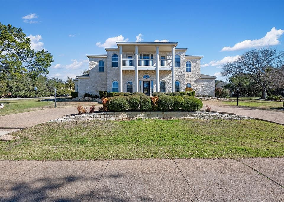 4104 Lakeway Blvd, Lakeway, TX 78734 | Zillow