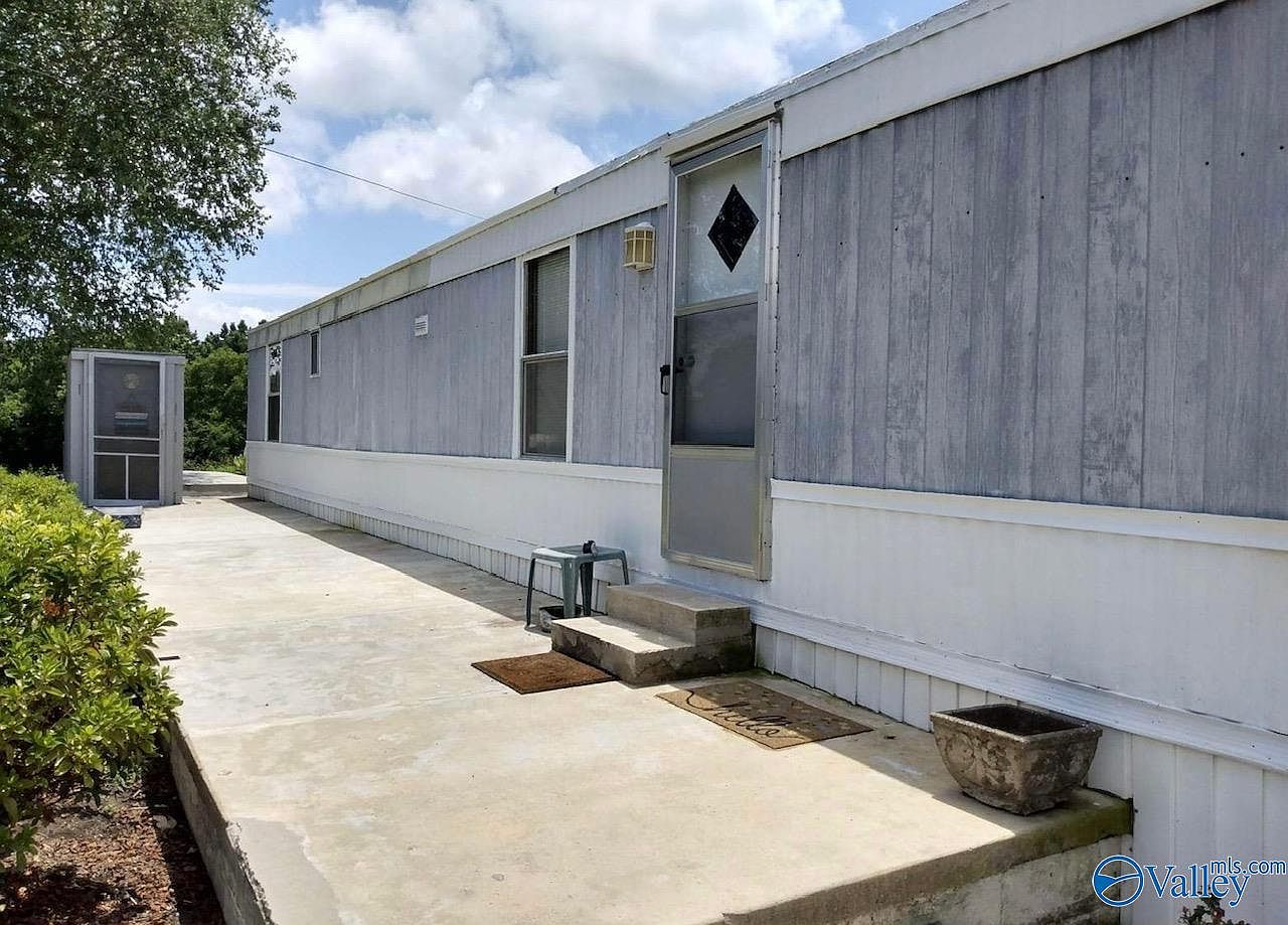 38 County Road 72, Rainsville, AL 35986 | MLS #1827256 | Zillow
