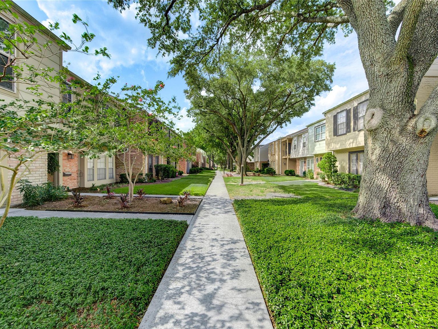 14171 Misty Meadow Ln, Houston, TX 77079 | MLS #15324032 | Zillow