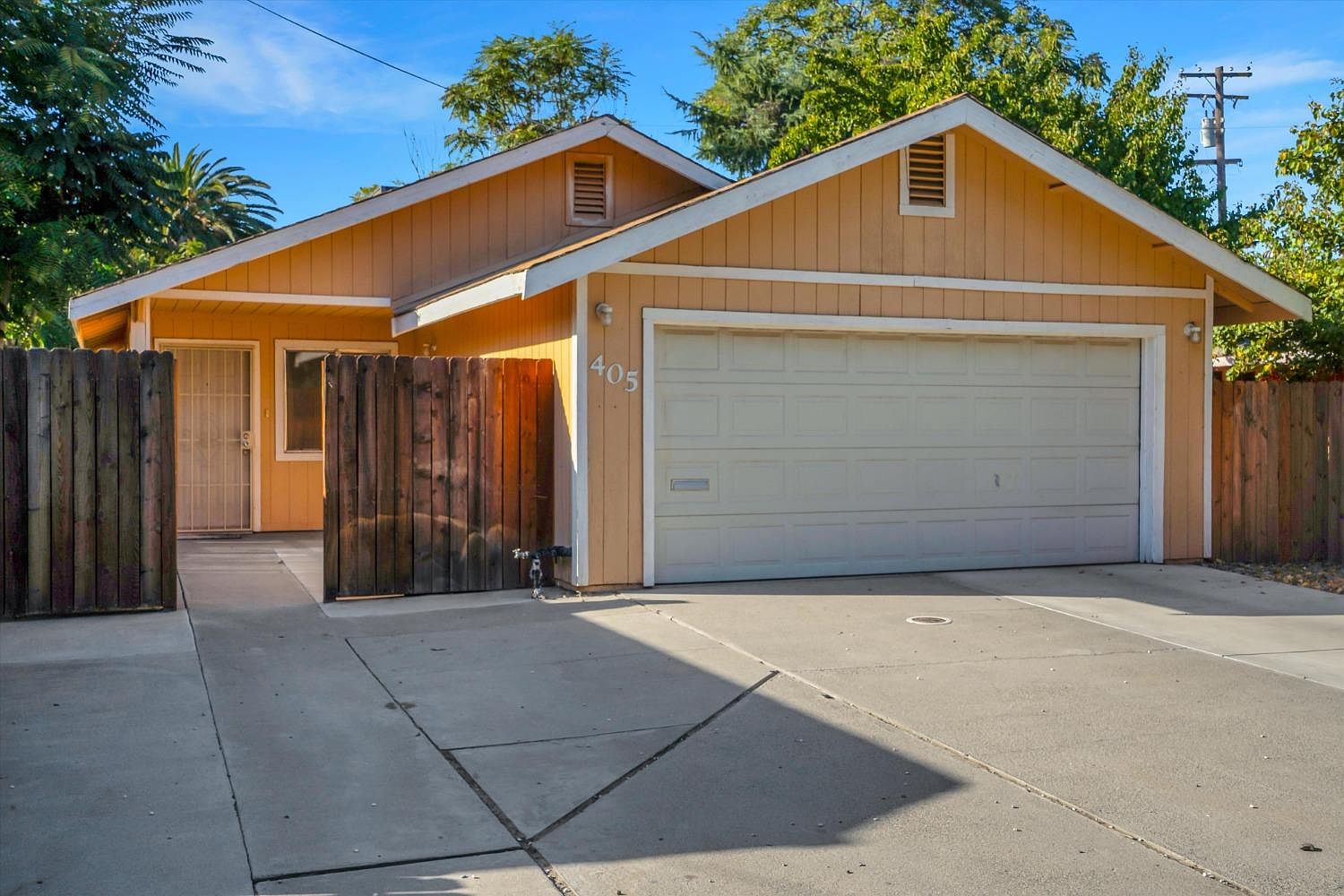 405 J St, Modesto, CA 95351 | Zillow