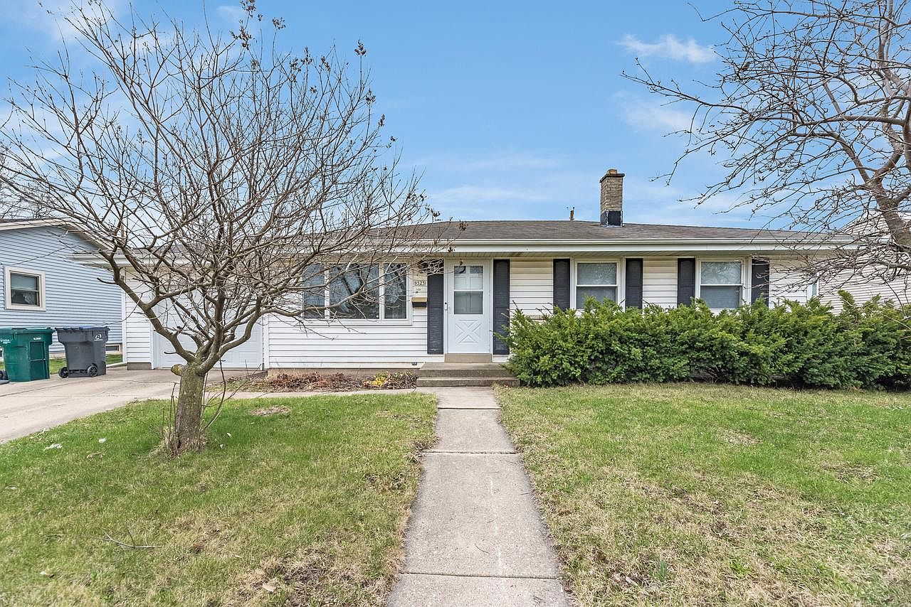 9525 Carol Ann DRIVE, Sturtevant, WI 53177 | Zillow