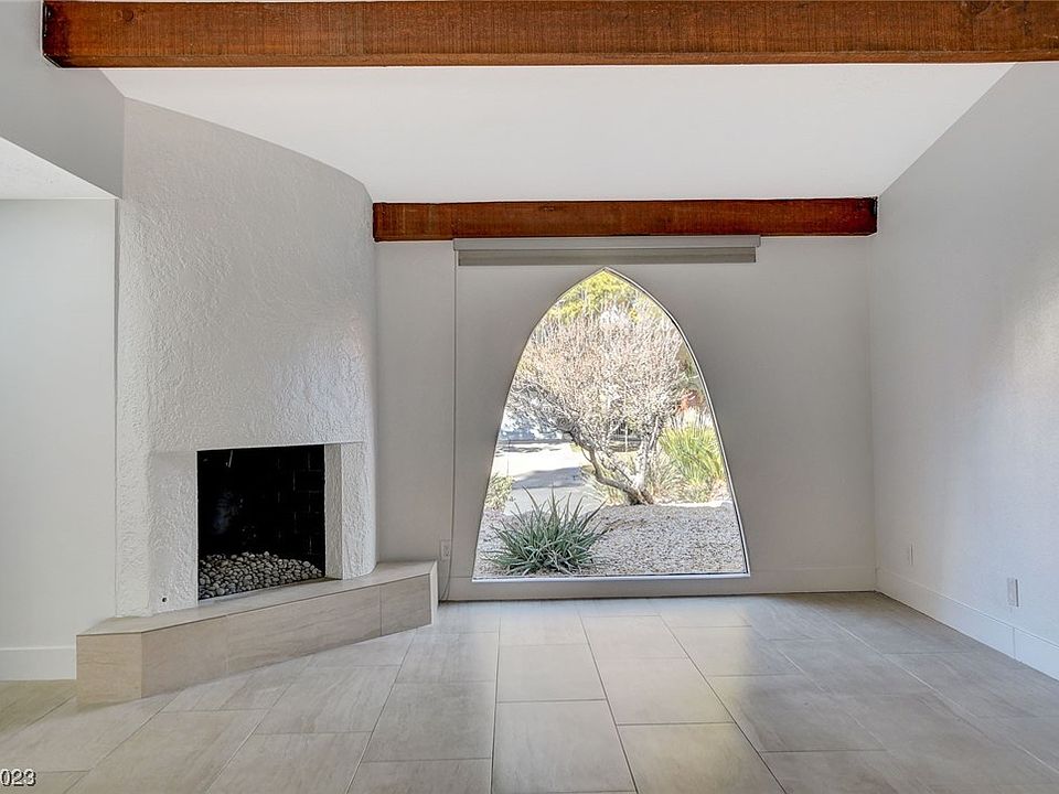 945 Vegas Valley Dr, Las Vegas, NV 89109 | MLS #2480032 | Zillow