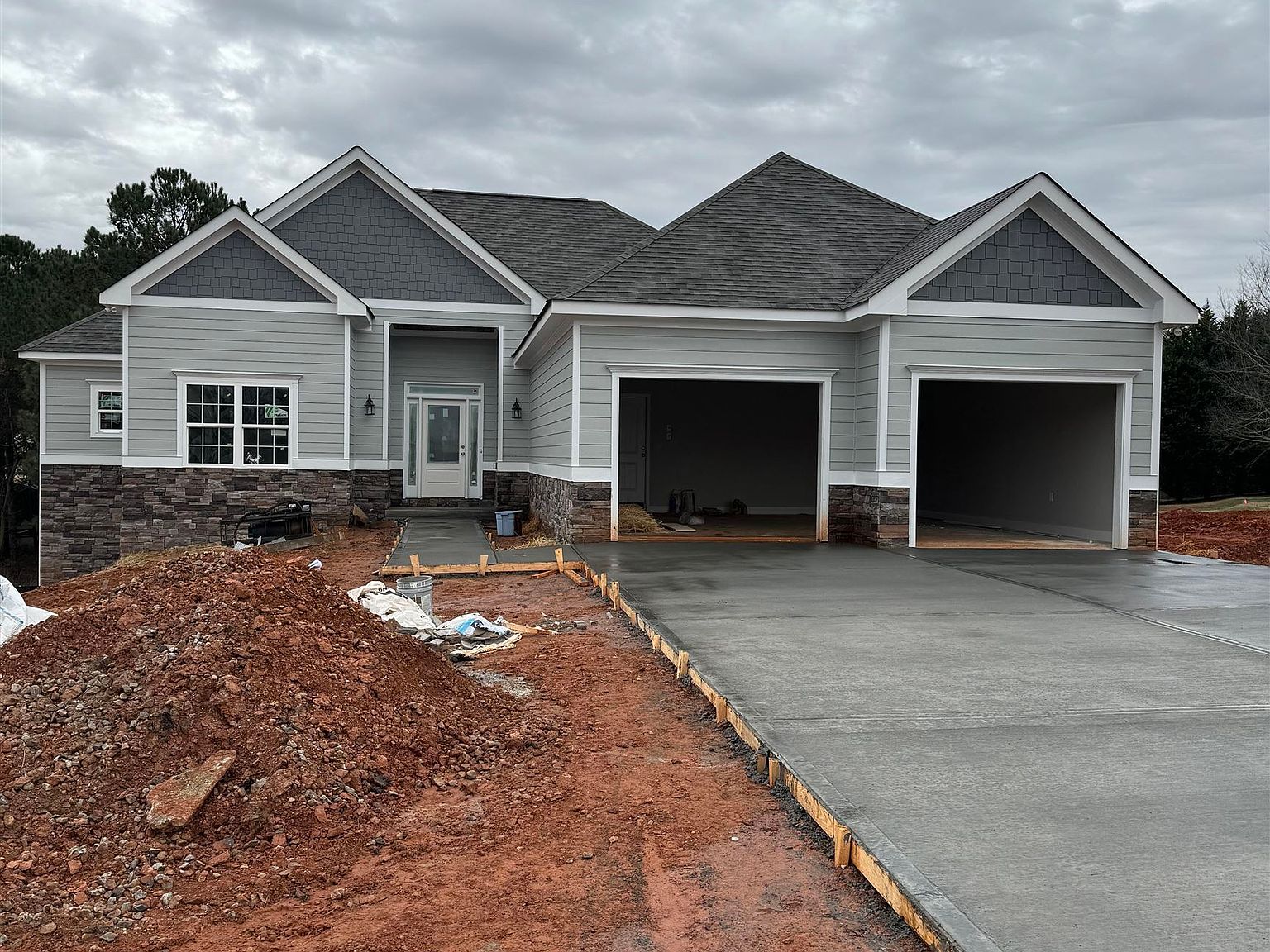 199 Magnolia Pointe Dr, Jefferson, GA 30549 | Zillow