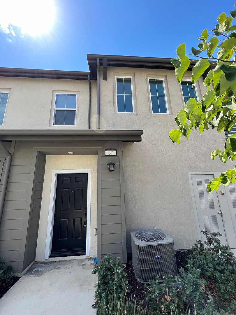 2337 Via Vis #37, Ontario, CA 91762 | Zillow