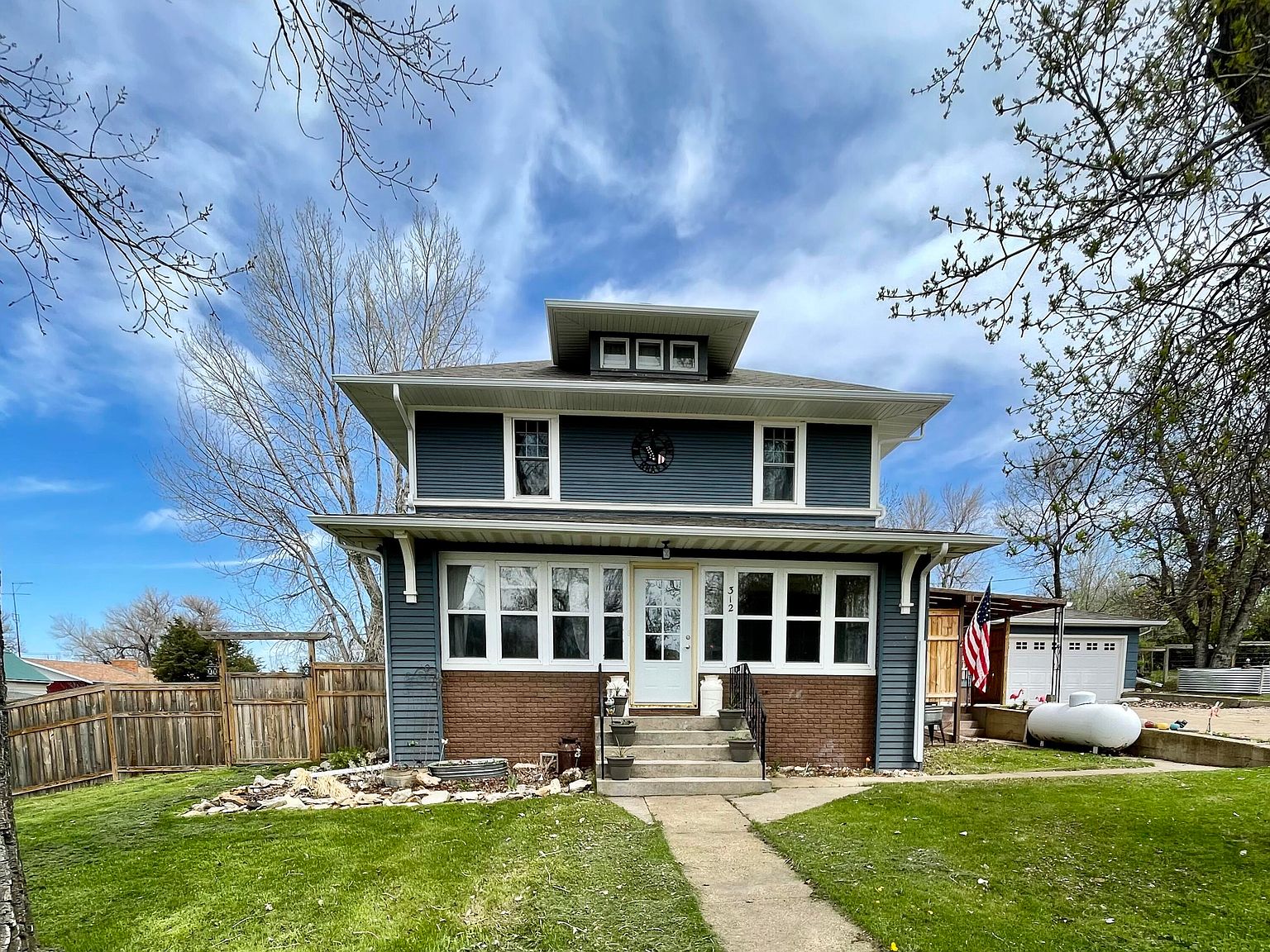 312 1st St E, New Leipzig, ND 58562 | Zillow