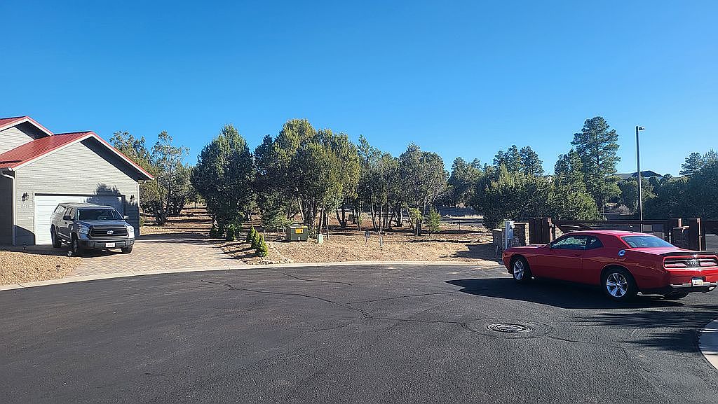 2501 N Eagle View Loop, Show Low, AZ 85901 | Zillow