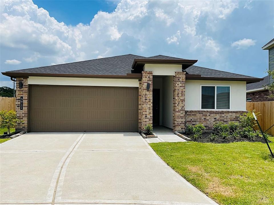 4911 Pine Haven Ln, Fresno, TX 77545 | Zillow
