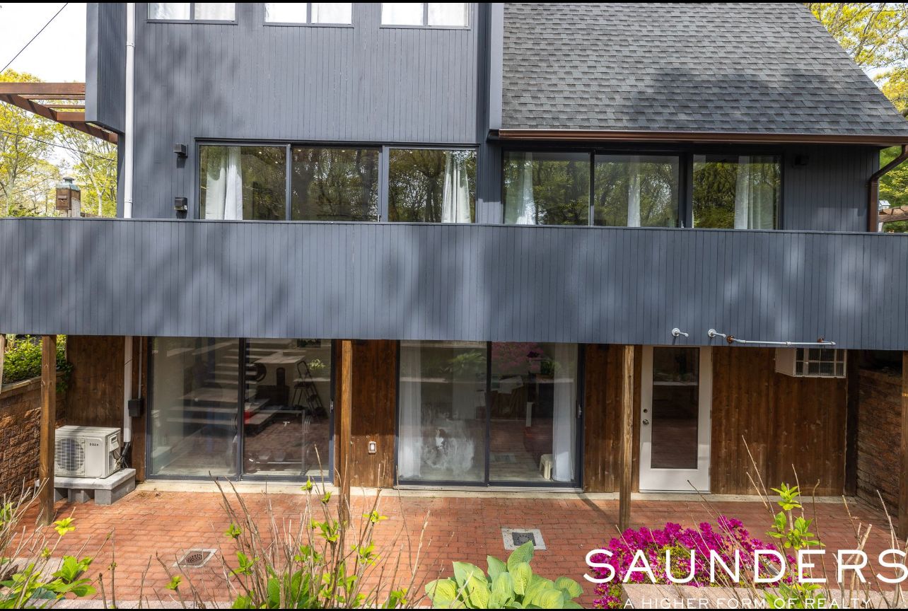 29 Roses Grove Rd, Southampton, NY 11968 | Out East