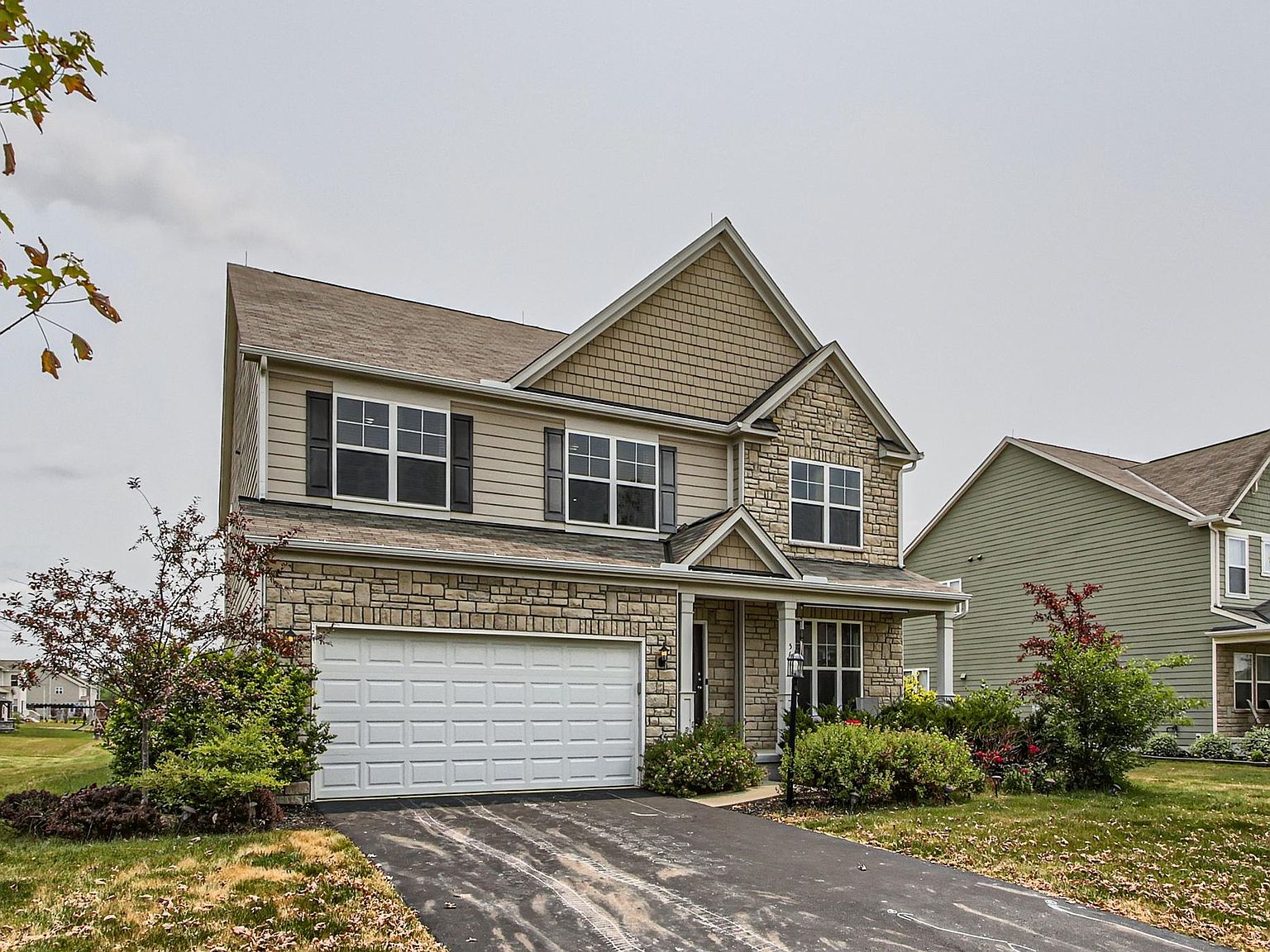 5683 Dorrington St, Lewis Center, OH 43035 | Zillow