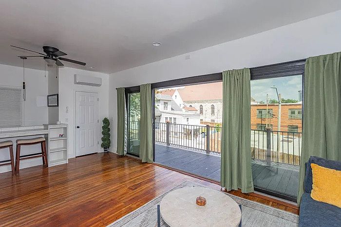2310 Monitor Pl Kansas City MO | Zillow
