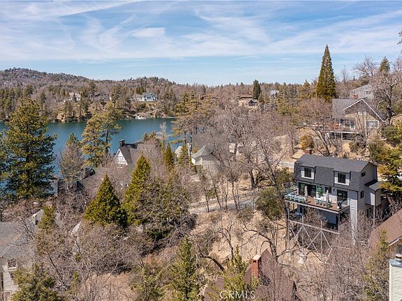 28744 Palisades Dr, Lake Arrowhead, CA 92352 | MLS #RW24046135 | Zillow