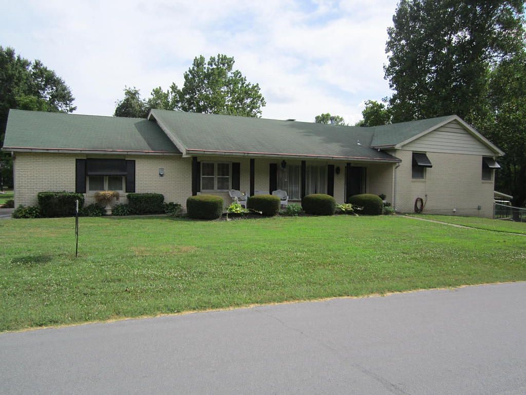 3132 W Ellison Dr, Springfield, MO 65810 | Zillow