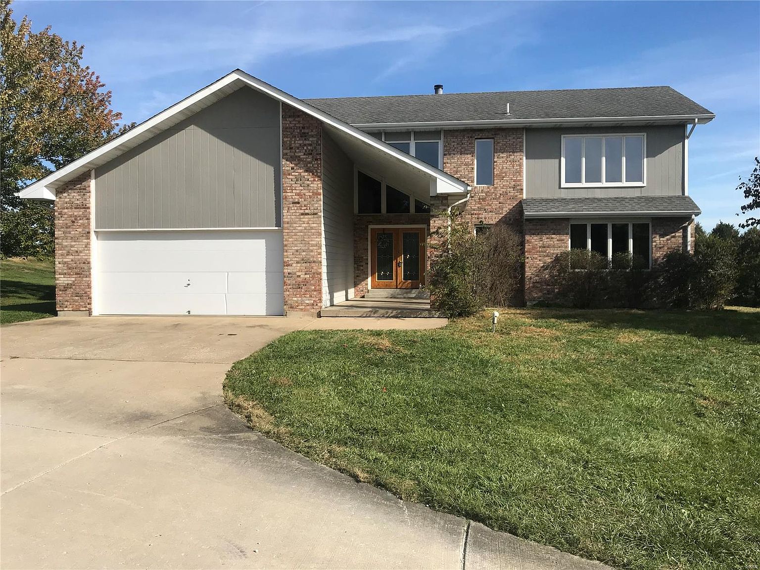 1680 Duello Rd, Lake St Louis, MO 63367 | Zillow