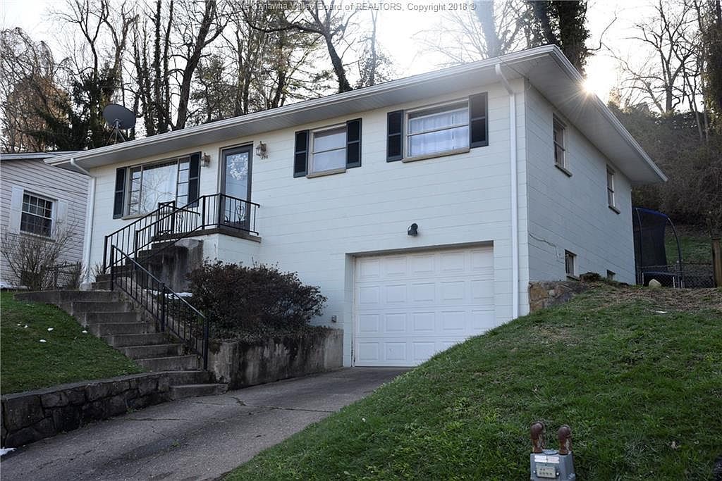 1496 Ravinia Rd, Charleston, WV 25314 | Zillow
