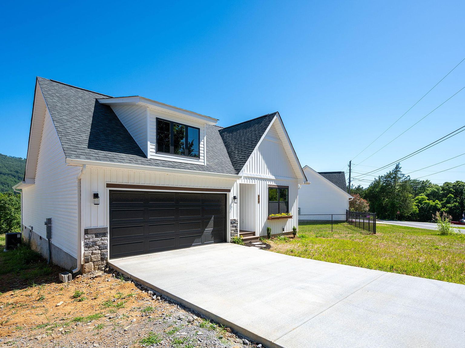 680 Sells Ln, Trenton, GA 30752 | Zillow