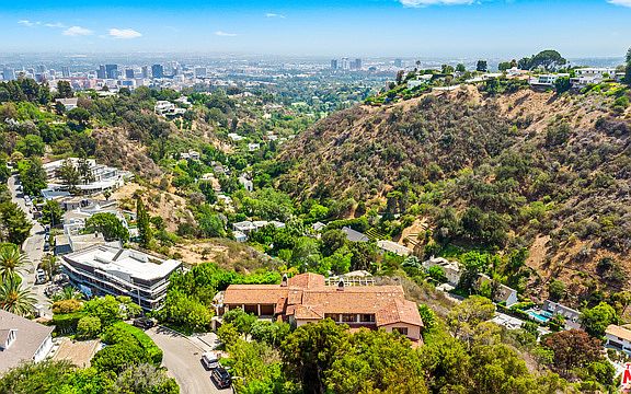 1111 Stradella Rd, Los Angeles, CA 90077 | MLS #21-727642 | Zillow