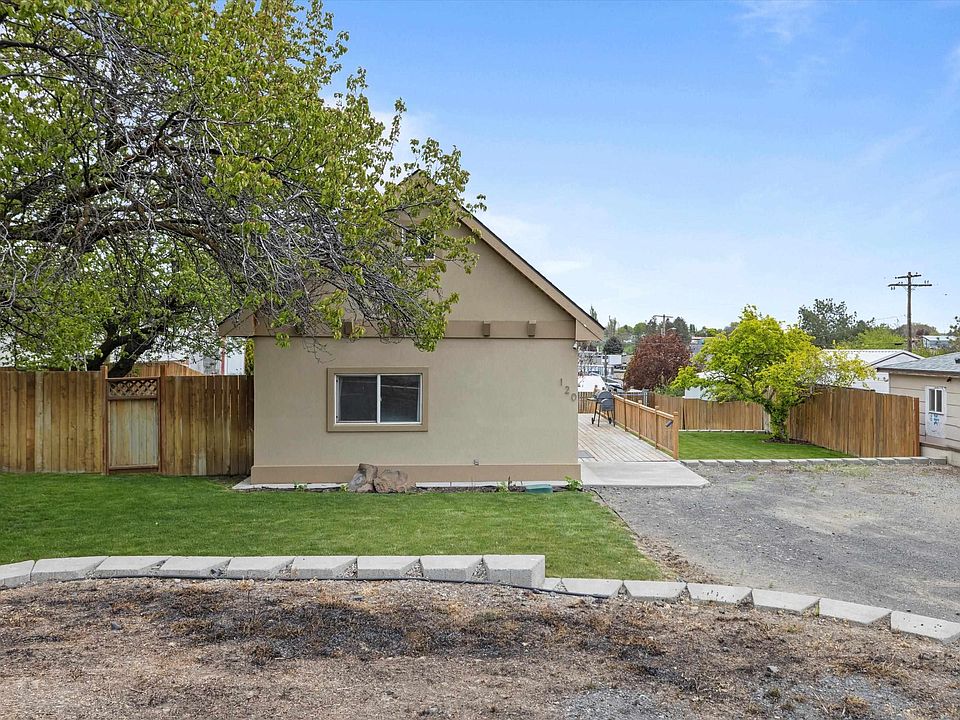 120 N 4th Ave, Connell, WA 99326 | Zillow