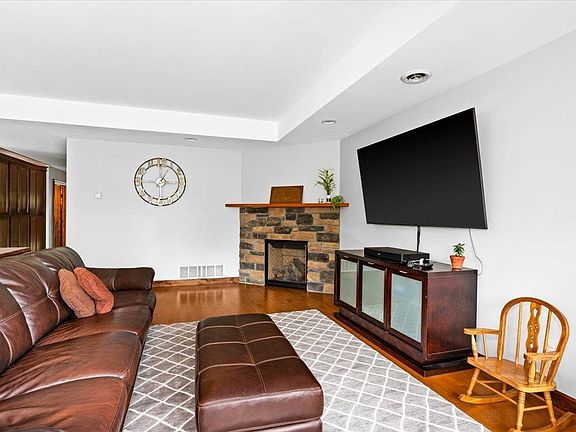 8357 Congdon Blvd #7, Duluth, MN 55804 | MLS #6114659 | Zillow