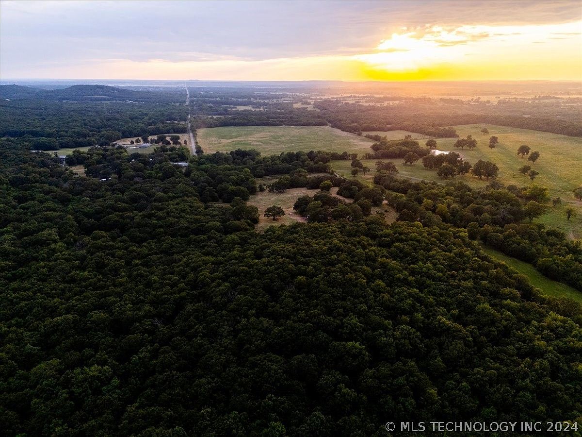 20 E Davis Field Rd, Muskogee, OK 74403 | MLS #2420162 | Zillow