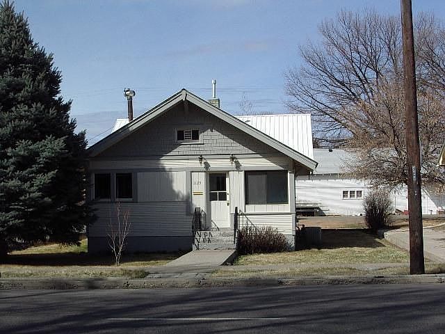 1129 Main St, Gooding, ID 83330 | Zillow