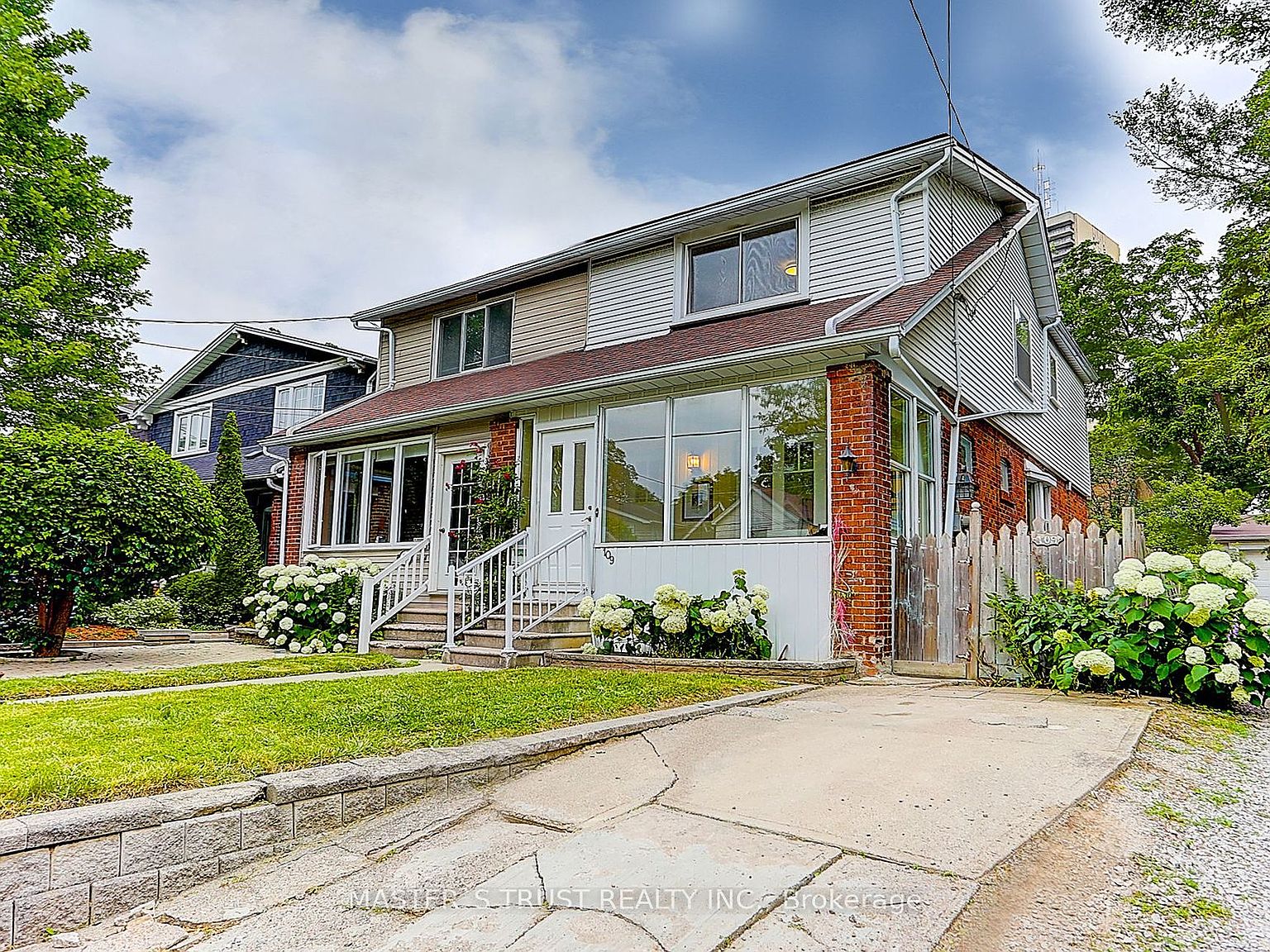 109 Edith Dr, Toronto, ON M4R 1Z4 | Zillow