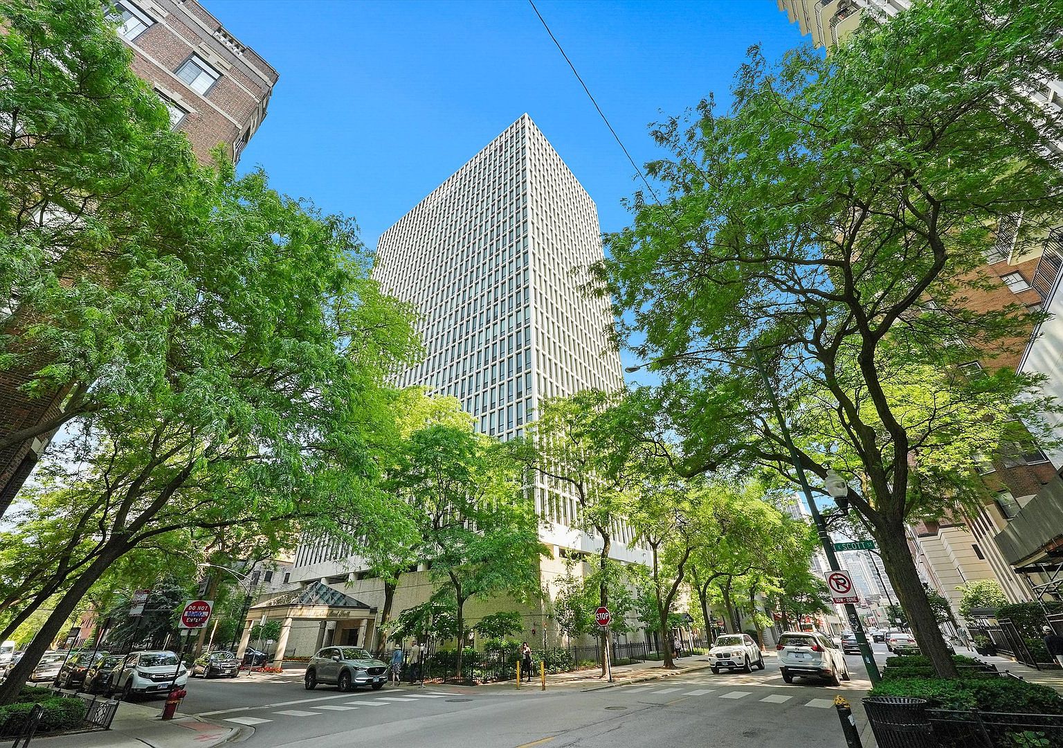 1 E Scott St APT 1109, Chicago, IL 60610 | MLS #11815364 | Zillow