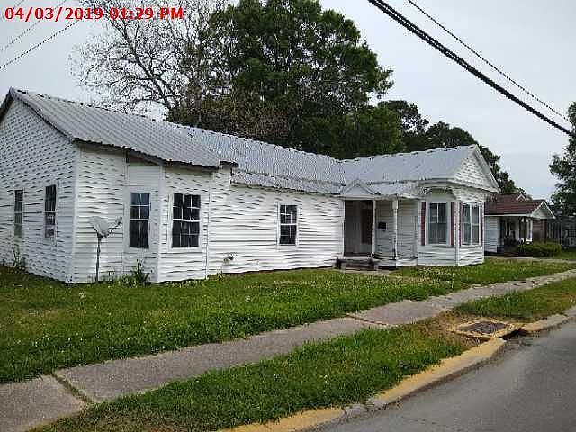 303 S Main St, Breaux Bridge, LA 70517 | Zillow