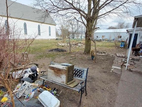 510 Main St, New Boston, IL 61272 | Zillow