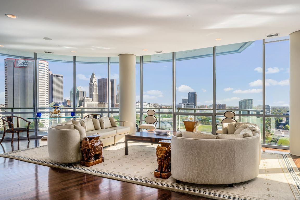 300 W Spring St UNIT 1502, Columbus, OH 43215 | MLS #223033731 | Zillow