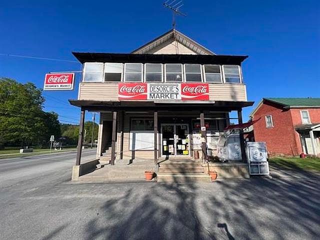 9 Saint Armand Road, Highgate Center, VT 05459 | MLS #4956526 | Zillow