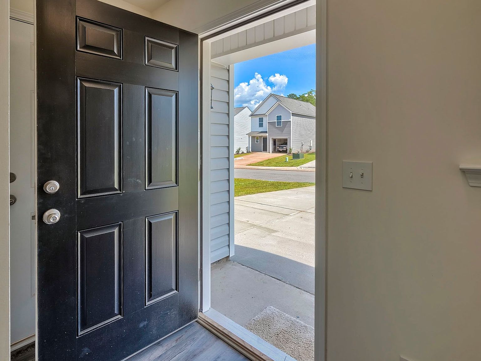 1100 Crescent Moon Loop, Hopkins, SC 29061 | Zillow