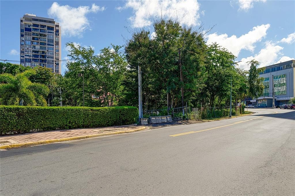631 Fernandez Juncos Ave, San Juan, PR 00907 | MLS #PR9104448 | Zillow