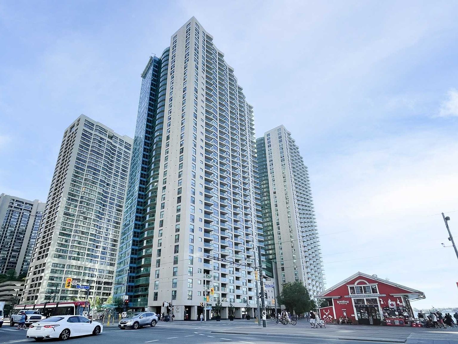 77 Harbour Sq #1509, Toronto, ON M5J 2S2 | Zillow