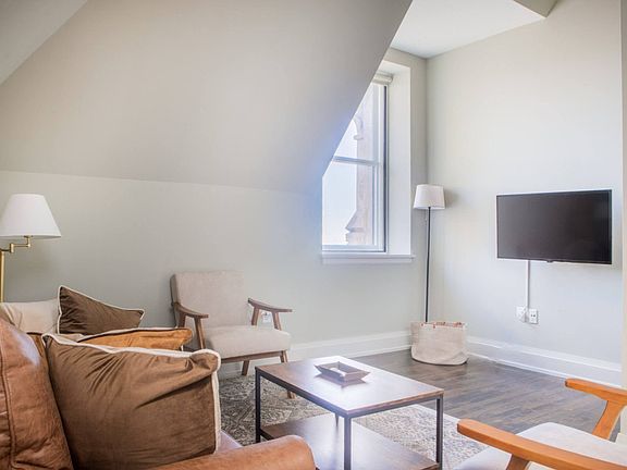 225 E Michigan St #ID1379039P, Milwaukee, WI 53202 | Zillow