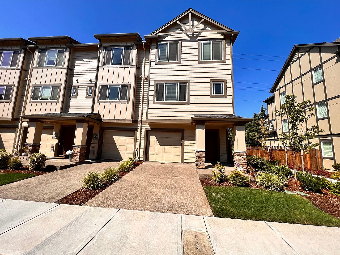 14334 SW Gold Coast Ter, Tigard, OR 97224 | Zillow