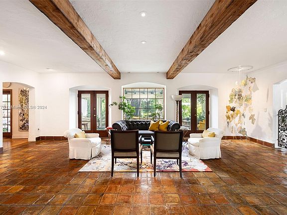 5215 Pine Tree Dr, Miami Beach, FL 33140 | Zillow