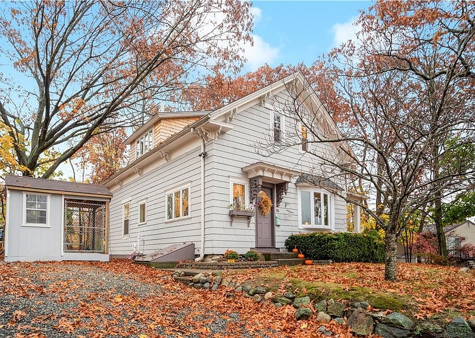 396 Park Ave, Cranston, RI 02910 | Zillow