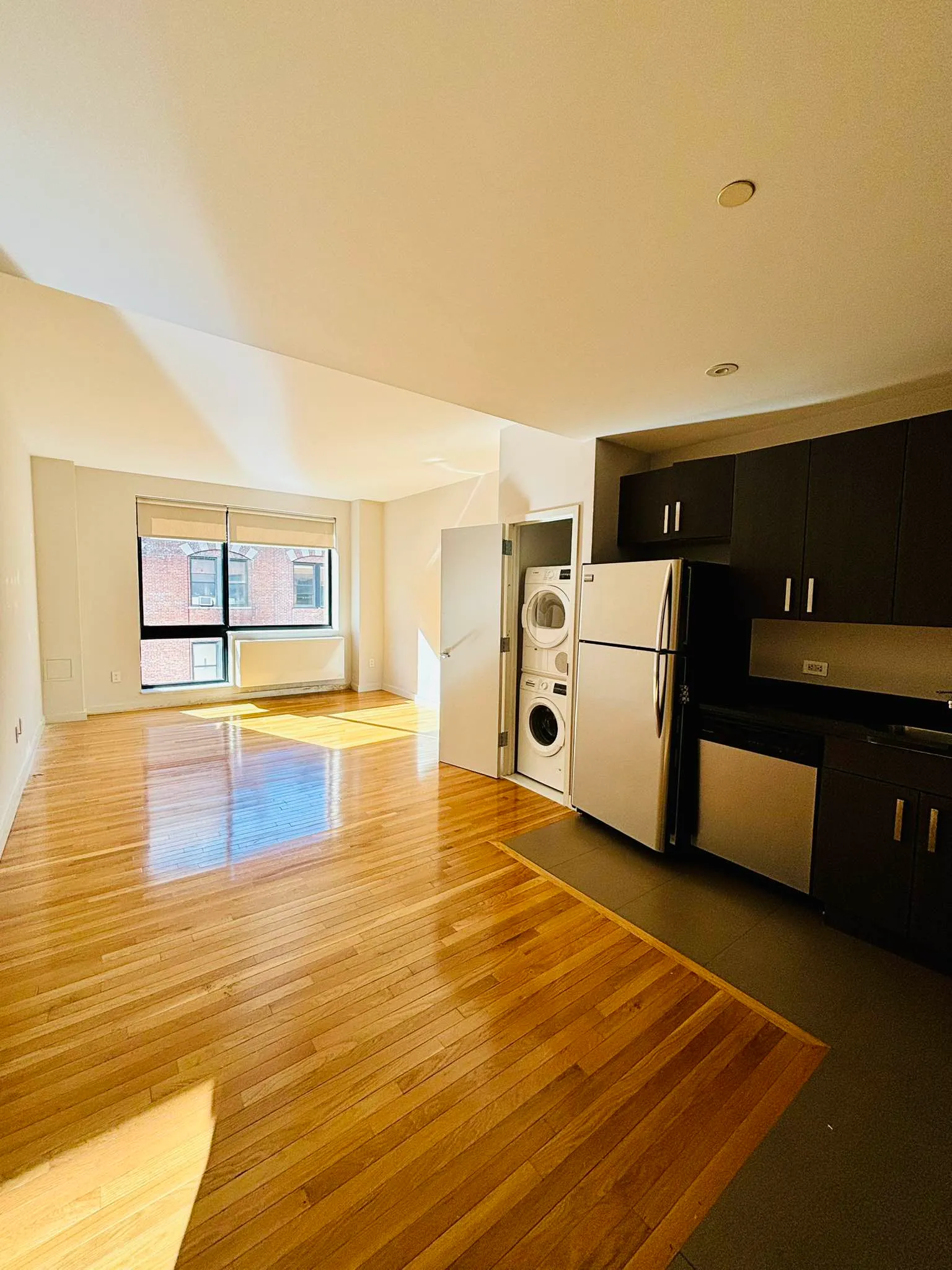 537 West 27th Street UNIT-5G in West Chelsea, Manhattan | StreetEasy