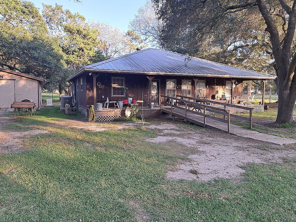 442 N 2nd St, Stowell, TX 77661 | Zillow